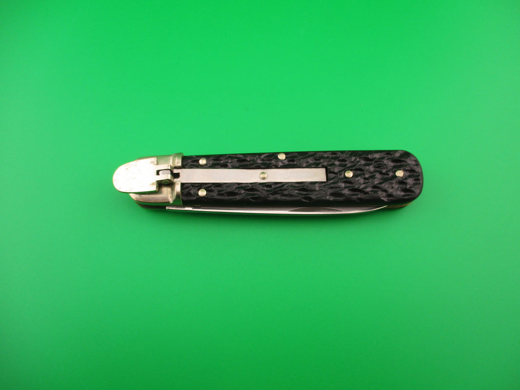 German automatic lever knives. Switchblades made in Germany. – Apple ...