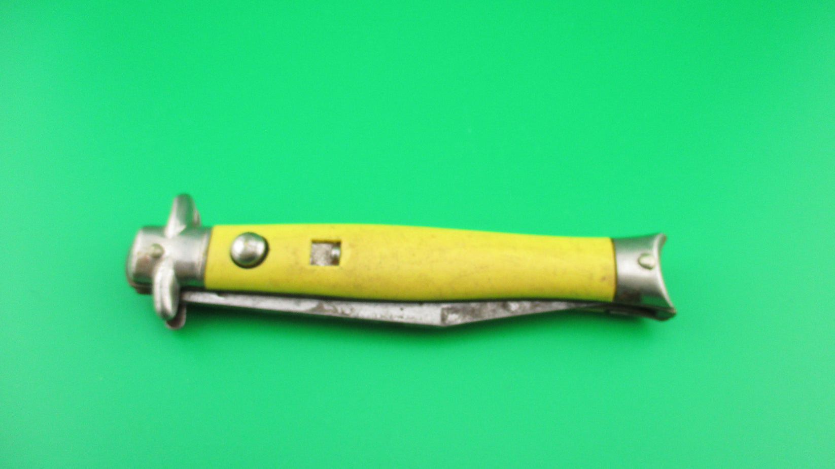 Colonial SHUR SNAP 4th Gen Bowtie Yellow Vintage switchblade knife ...