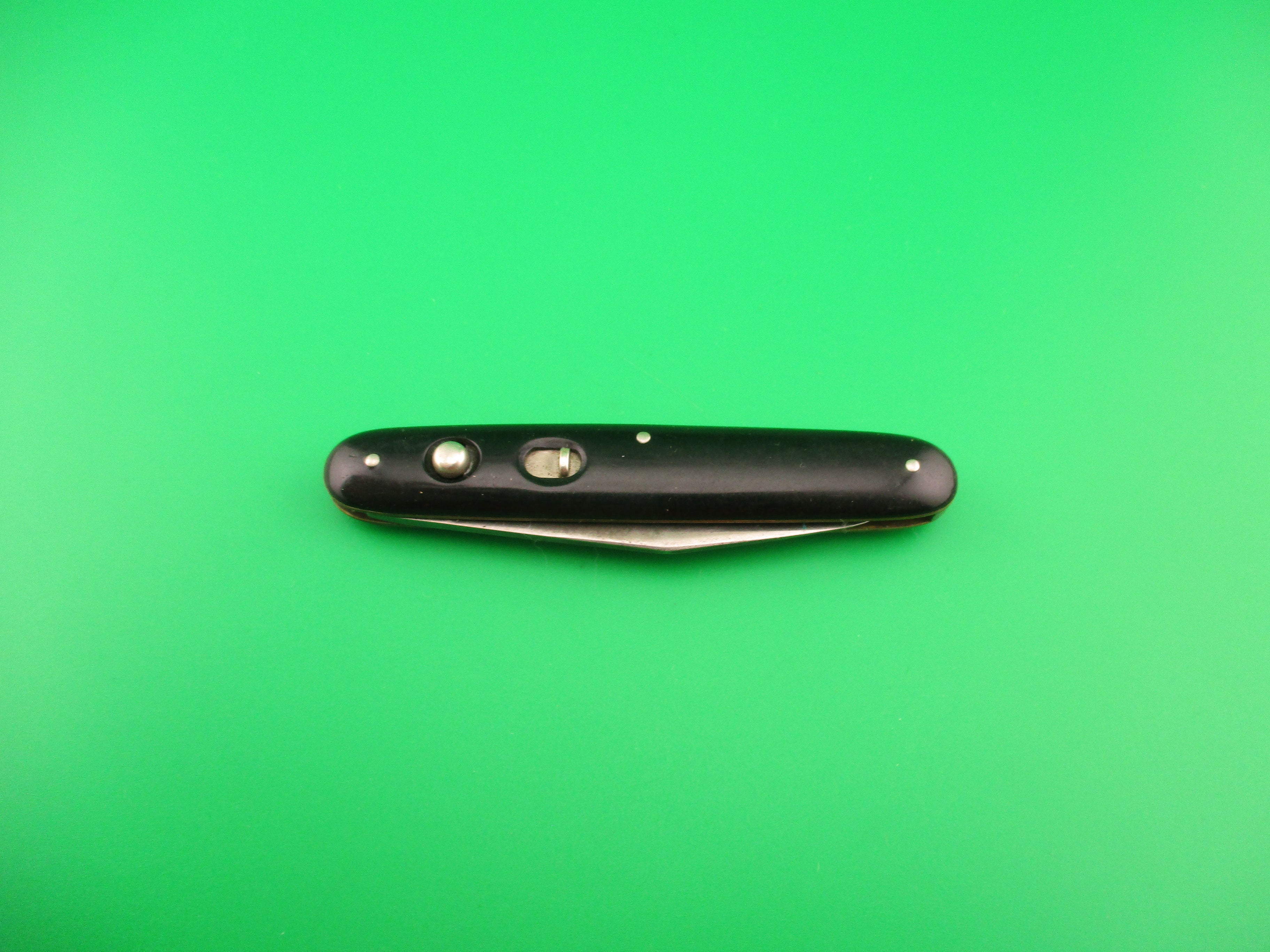Schrade Cut Co 1404B Single Jack Black Celluloid switchblade knife ...