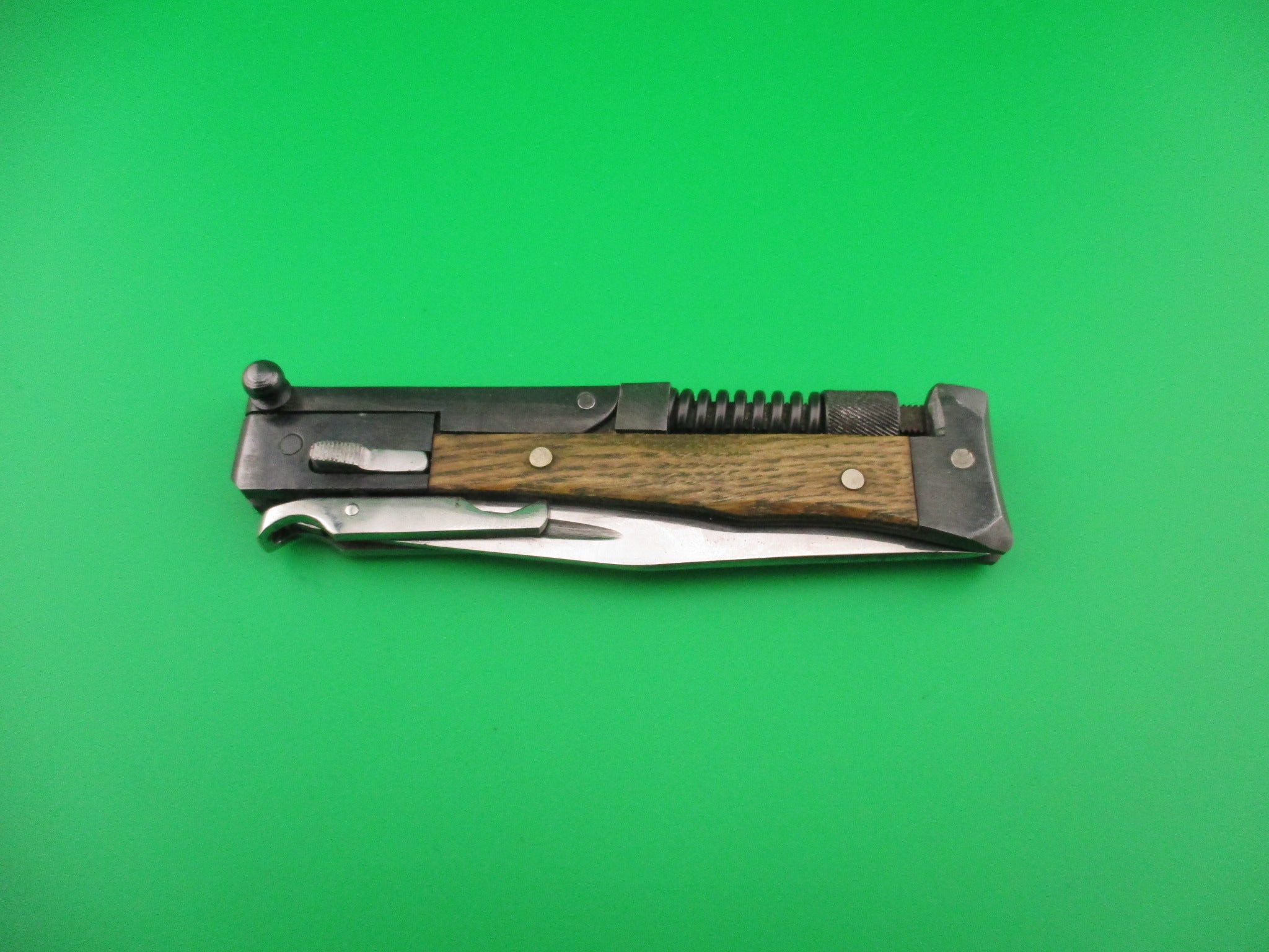 Russian automatic knives. RPK Russian Prison Knives. Switchblades ...