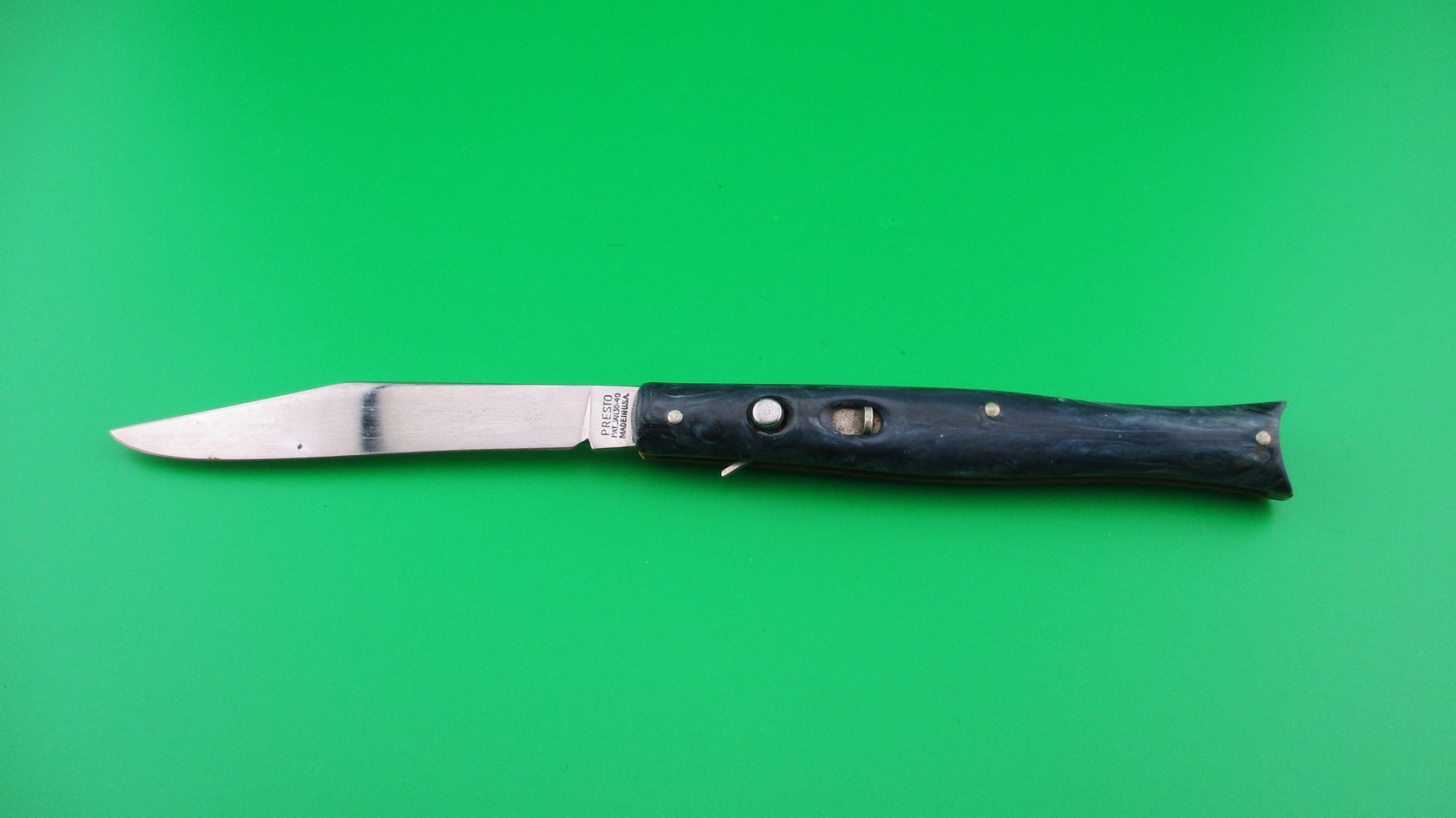 PRESTO Fishtail #6000 Blue swirl celluloid vintage switchblade knife ...