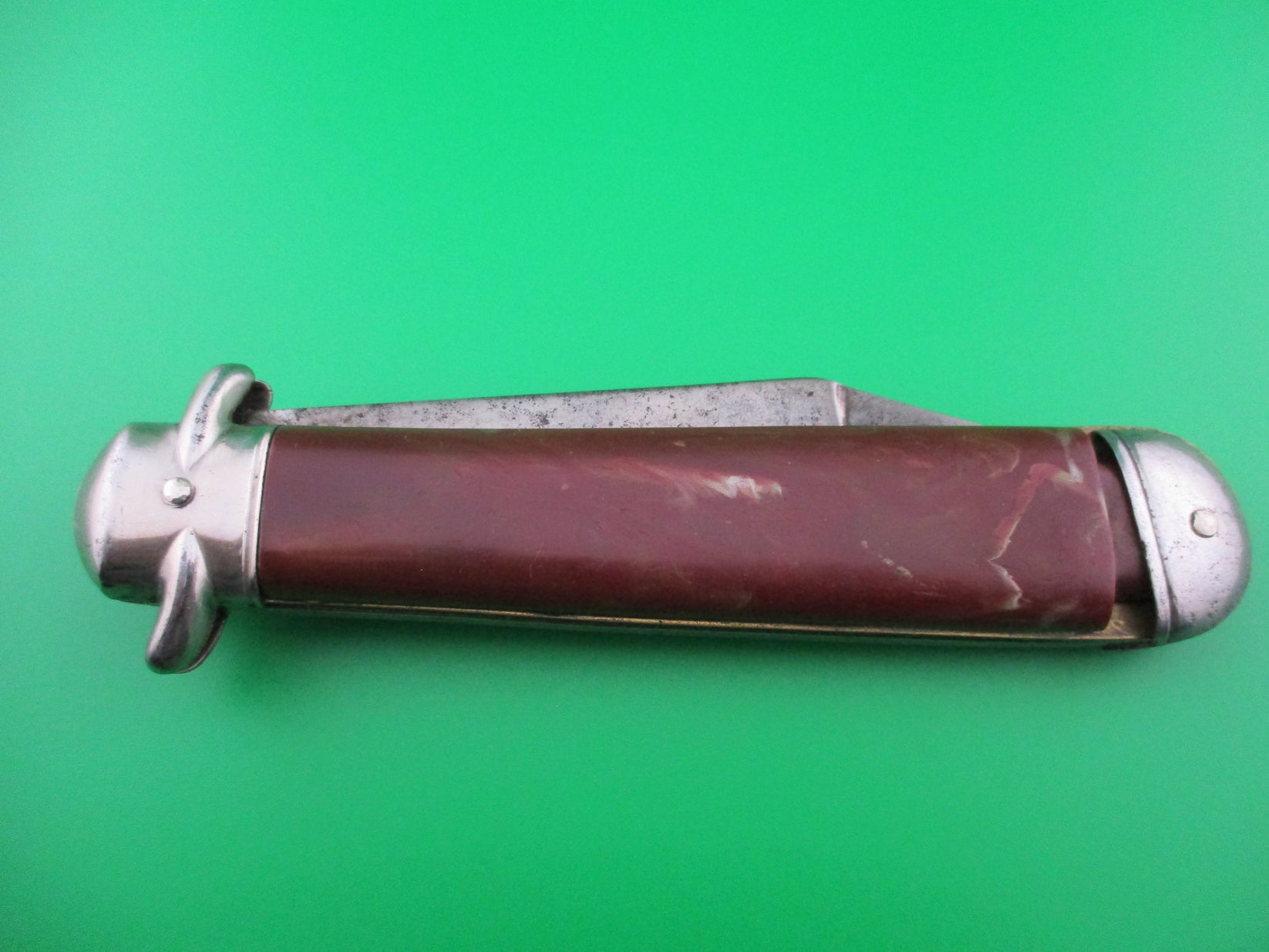 Colonial SHUR SNAP JUMBO jack Maroon/silver switchblade – Apple Valley ...