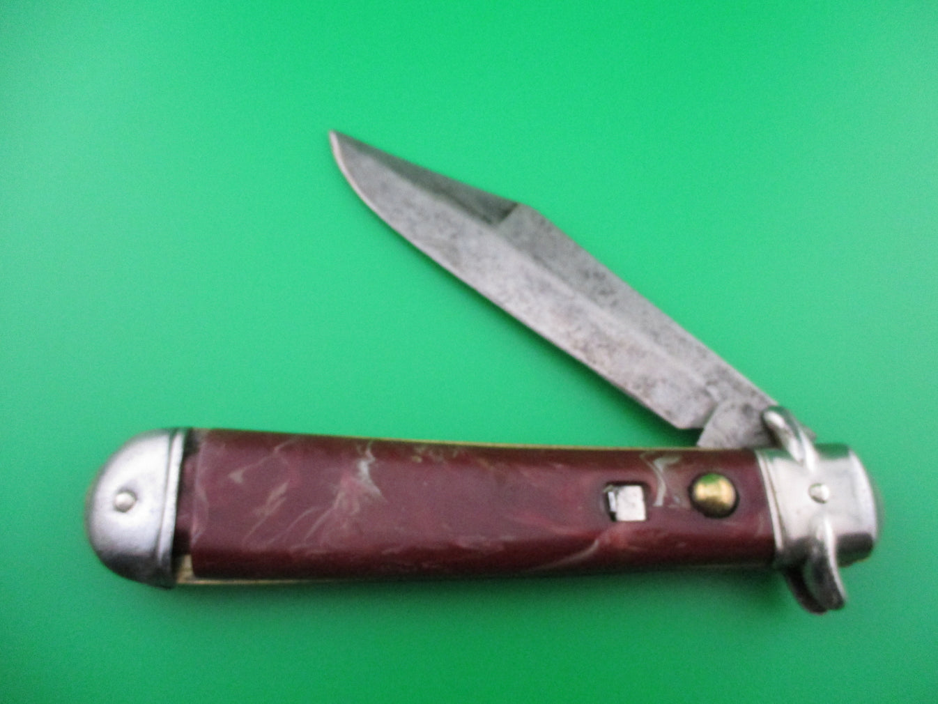 Colonial SHUR SNAP JUMBO jack Maroon/silver switchblade – Apple Valley ...