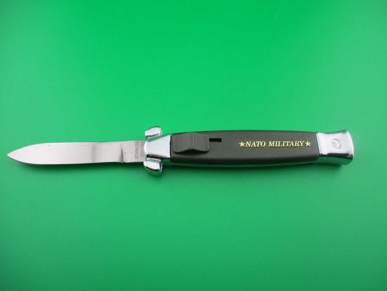 z Super-Automatic Springer OTF switchblade original box – Apple Valley ...