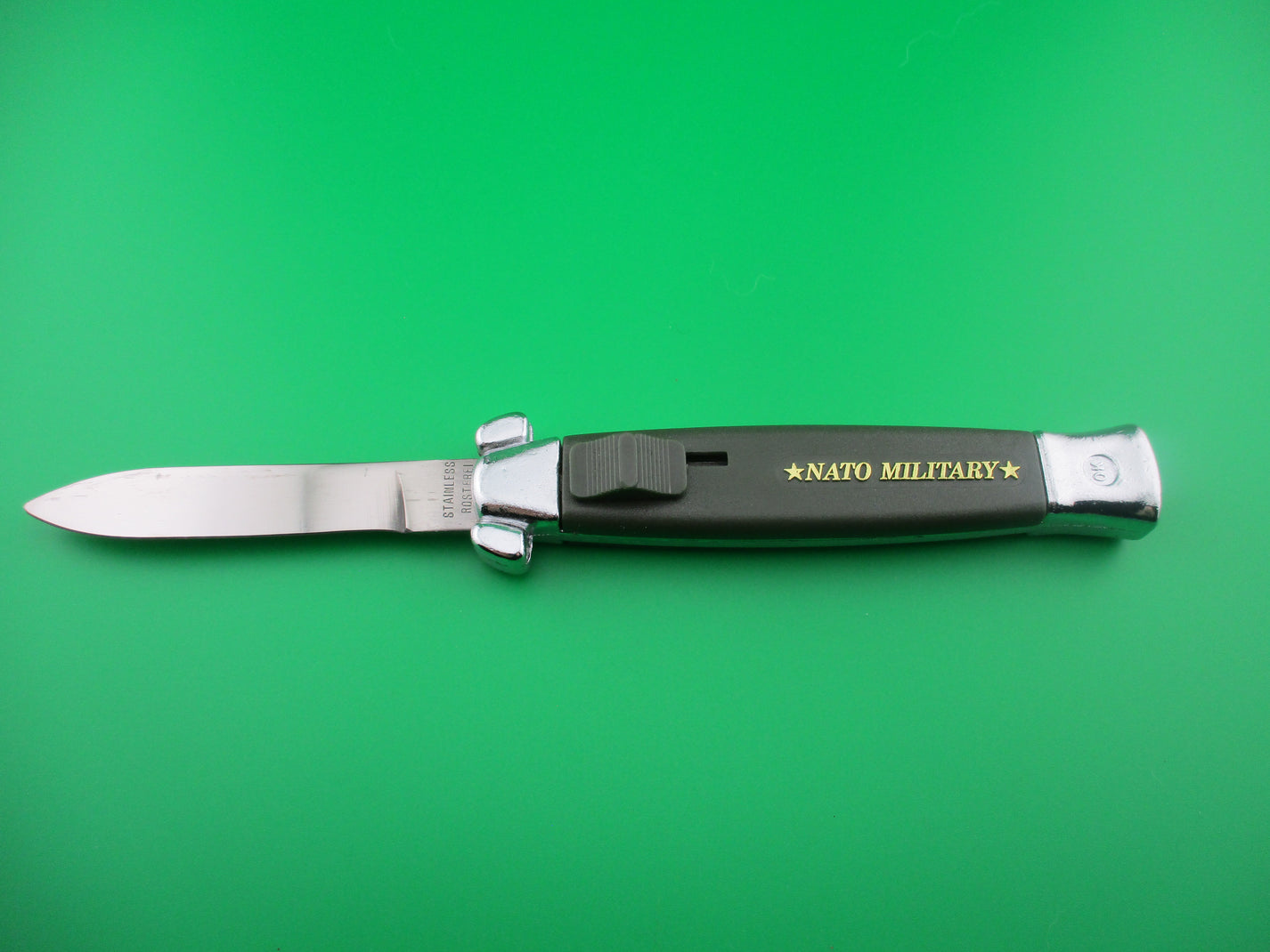 z Super-Automatic Springer OTF switchblade original box – Apple Valley ...