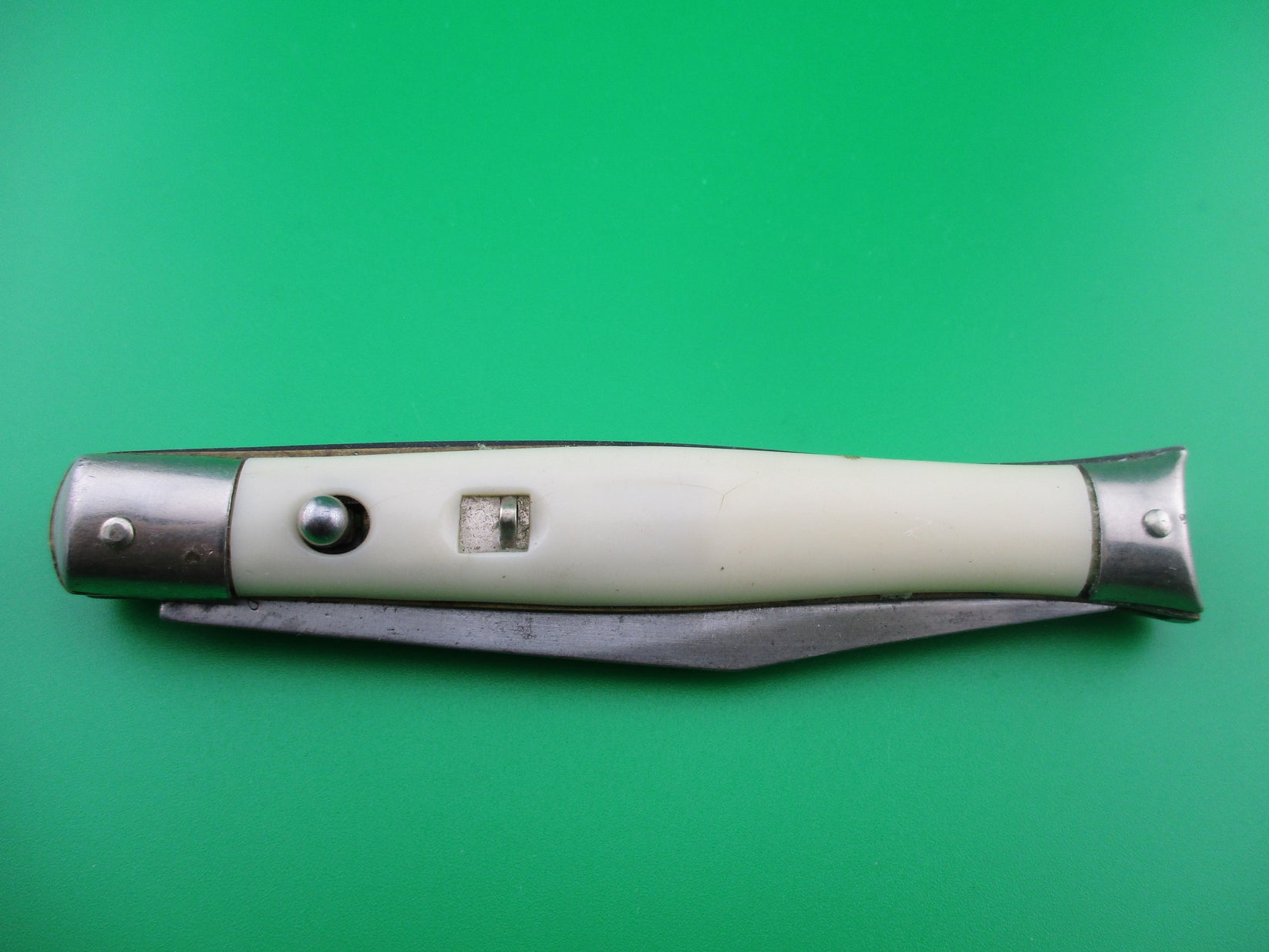 Colonial SHUR SNAP fishtail switchblade – Apple Valley Knives