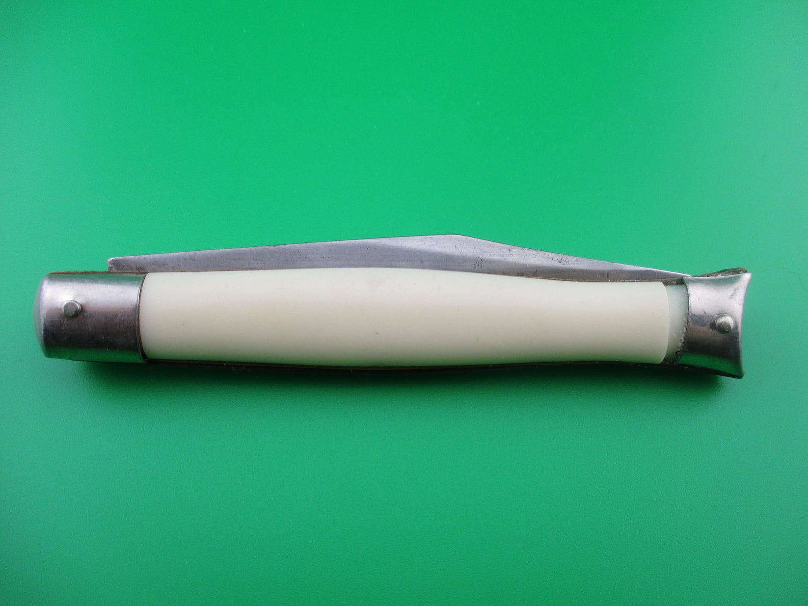 Colonial SHUR SNAP fishtail switchblade – Apple Valley Knives