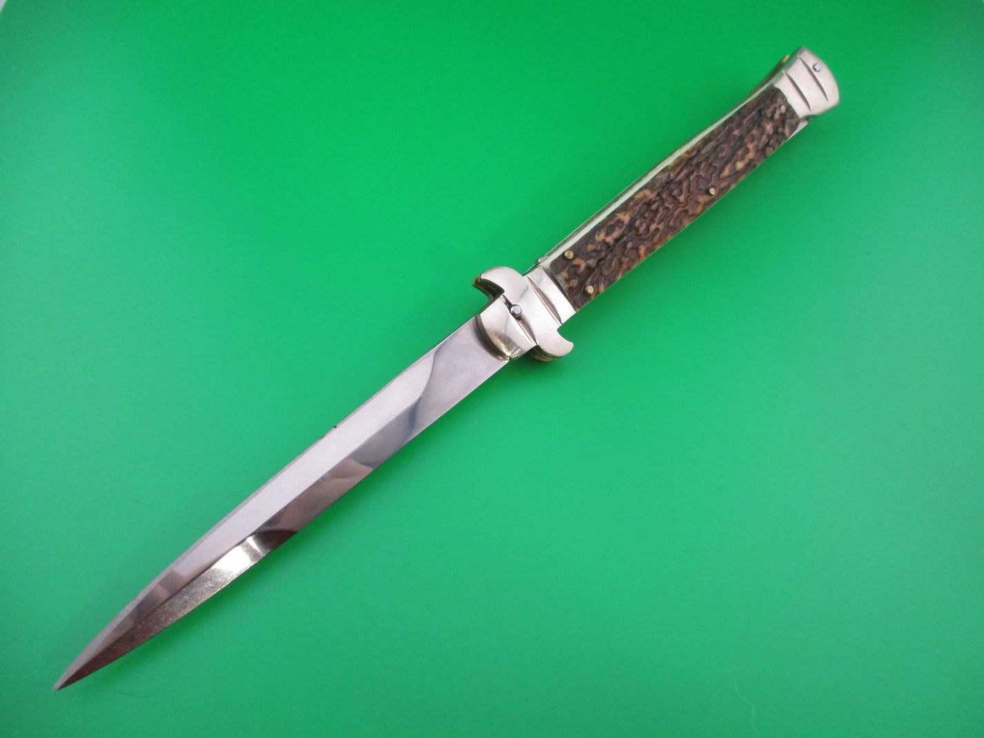 Z AGA Campolin 28cm Italian Stag S guards switchblade knife – Apple ...