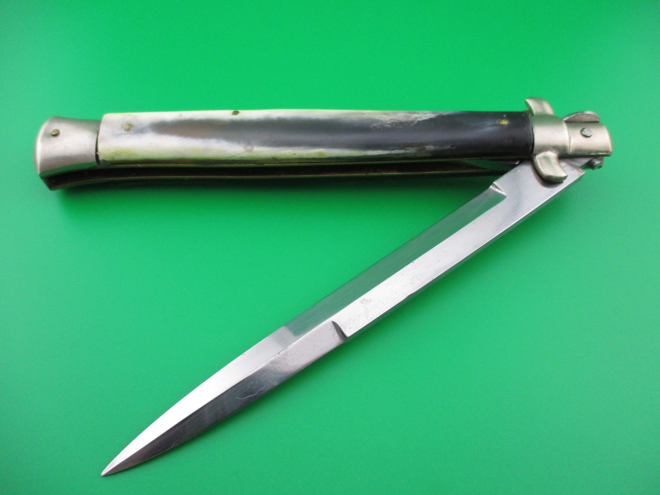 z SMCO Italian 33cm 1950s Picklock stiletto switchblade – Apple Valley ...