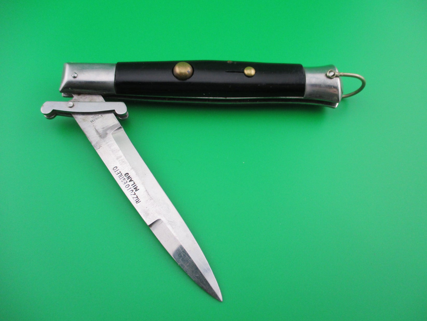 z Rizzuto Estileto Milano 9 inch Japanese swing guard switchblade ...