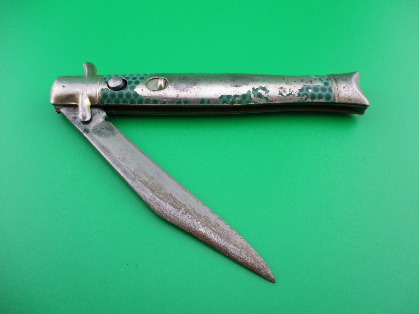 z Edgemaster Tinny Bowtie 1950s American switchblade – Apple Valley Knives