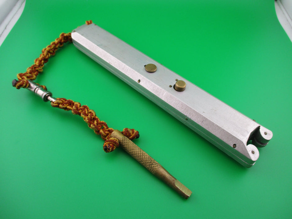 Miscellaneous knives and things. Switchblade related items. – Apple ...