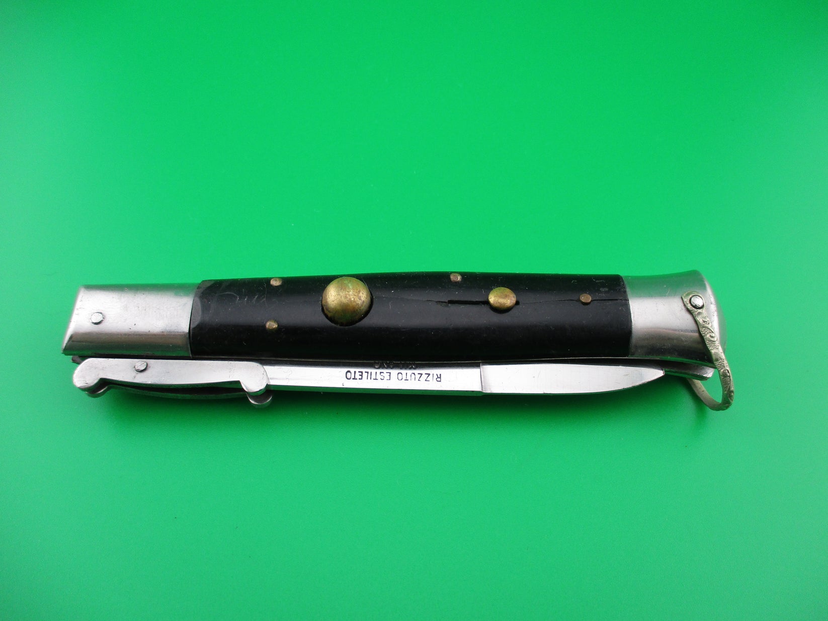 Rizzuto Estileto Milano 9 inch Japanese swing guard switchblade – Apple ...