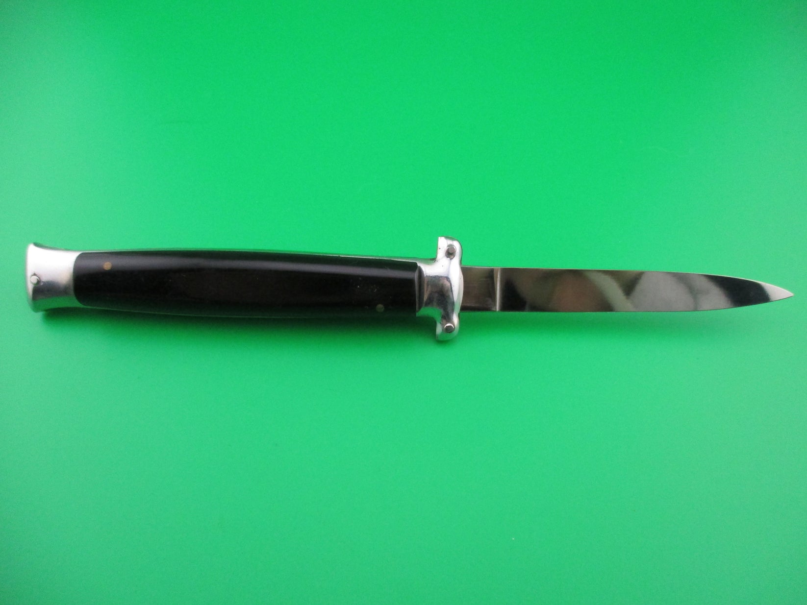 PATENT ROSTFREI 21cm Italian OTF NOS vintage gravity knife – Apple ...