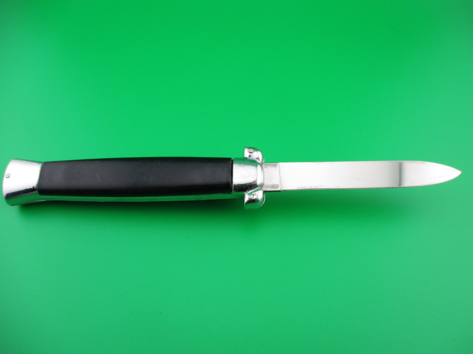 Z ACERO INOXIDABLE CROSS KNIFE Vintage OTF DA automatic knife – Apple ...