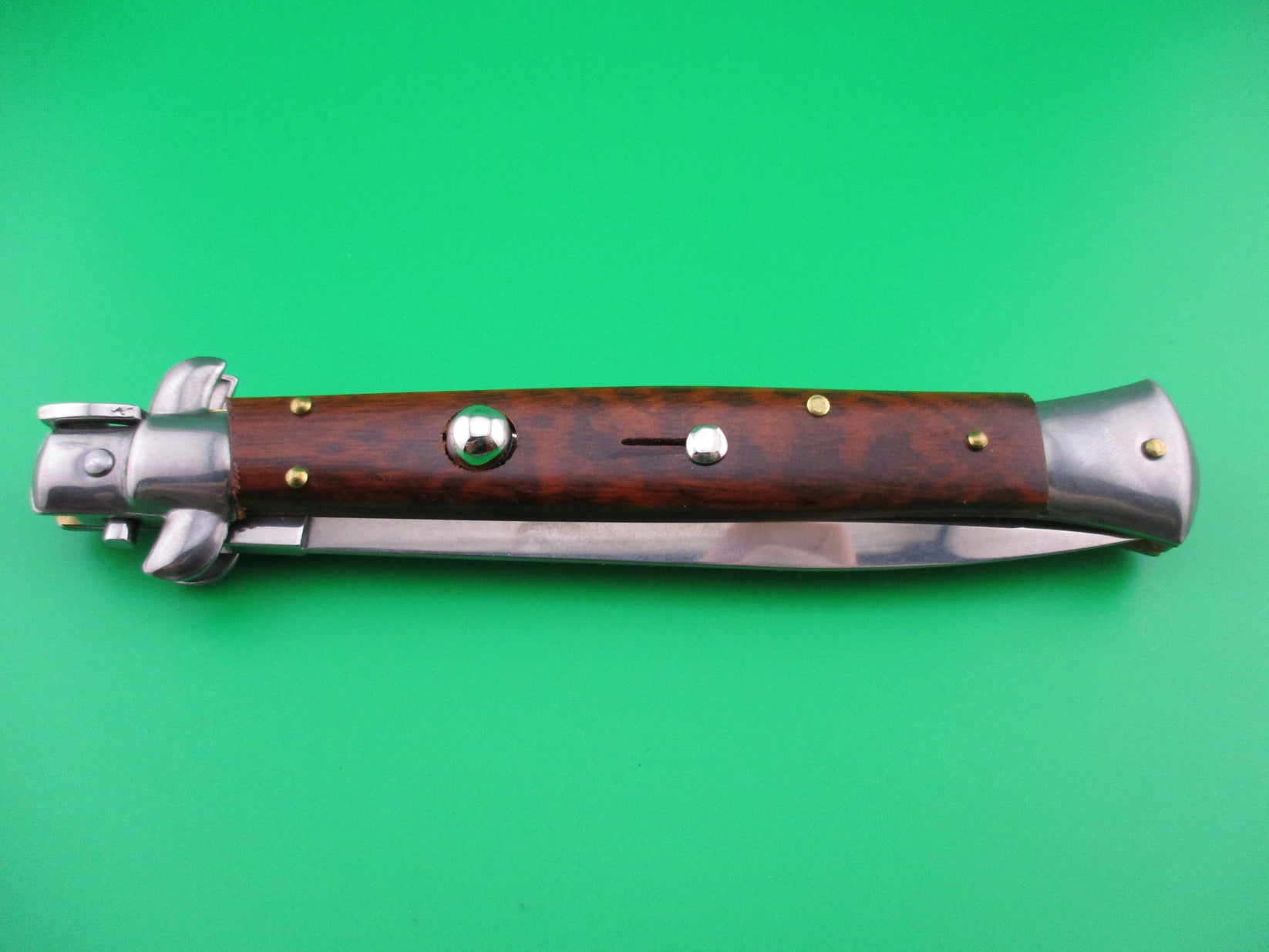 z Frank B 28cm Swivel bolster Snakewood Stiletto switchblade – Apple ...