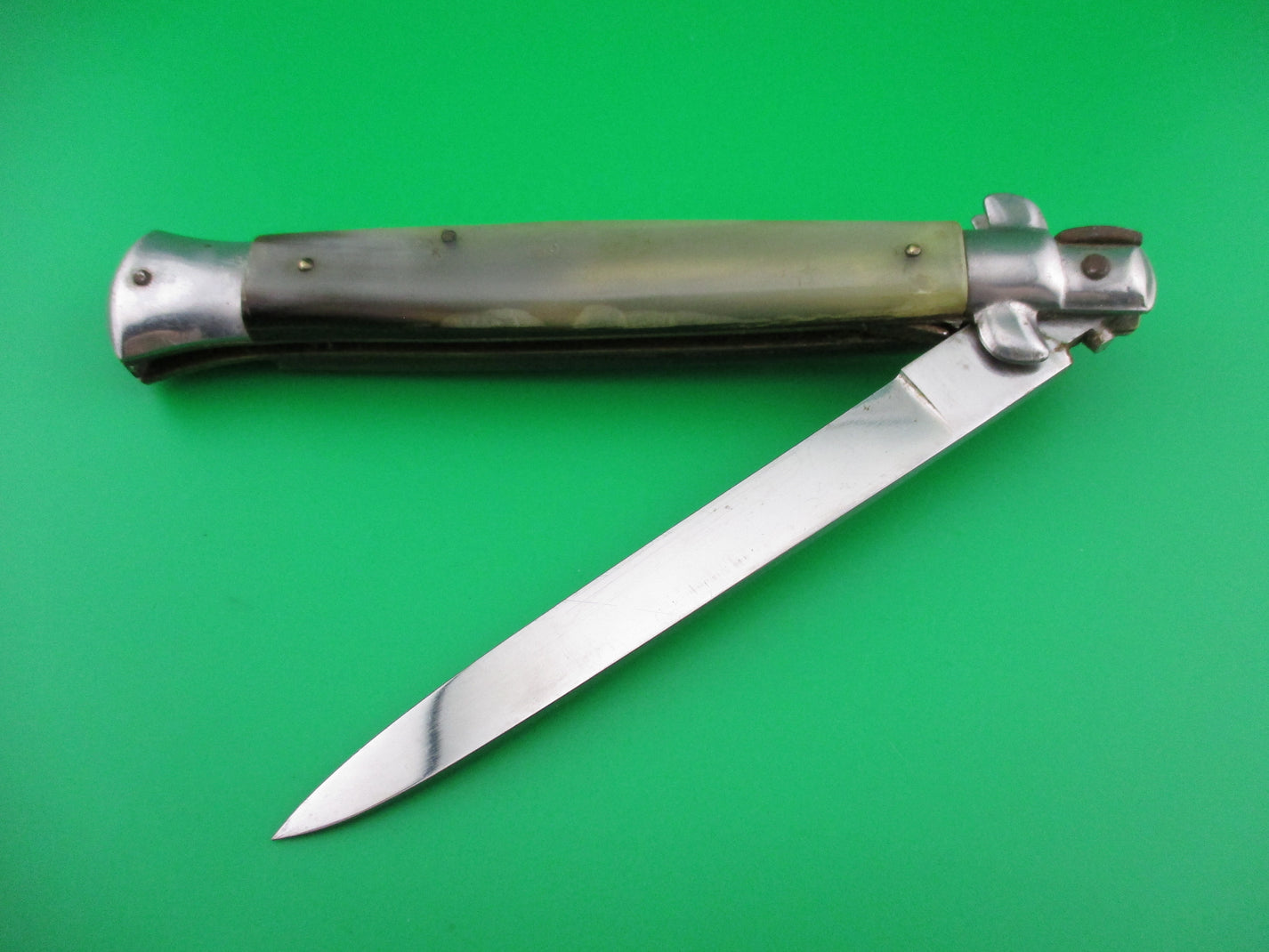 z ROSTFREI 28cm Italian Stiletto Light Green horn switchblade knife ...