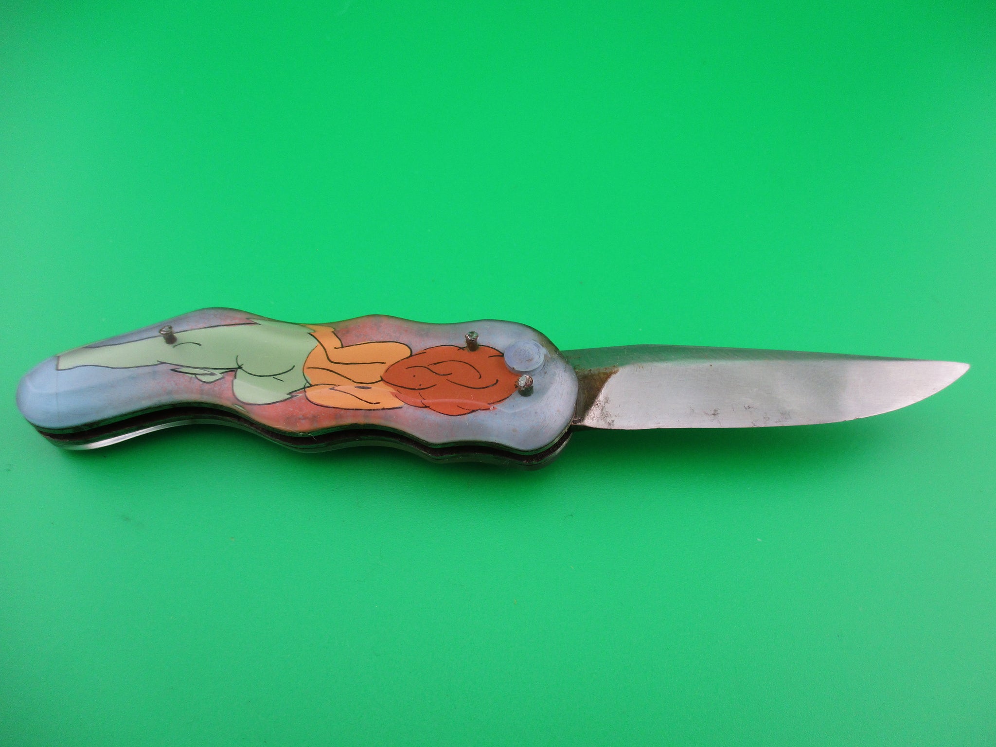 Russian Prison knife Sexy topless woman switchblade hearts – Apple ...
