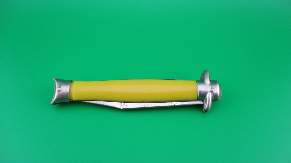 Colonial SHUR SNAP Bowtie Yellow Vintage switchblade brass button ...