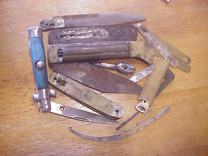 Broken switchblade knives and parts for repair or display – Apple ...